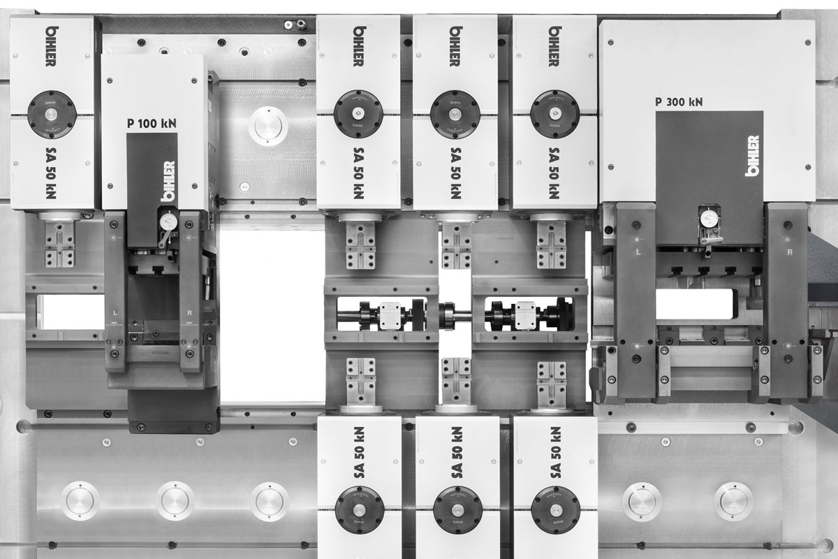 New processing center BZ2-S8 (Multi-slide machine) - Bihler